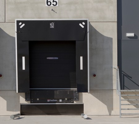 Swing Lip Dock Leveller | Loading Systems