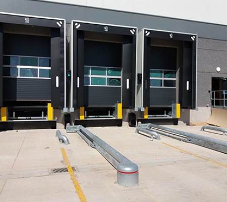 Vehicle Restraint System for Safe Loading Bays